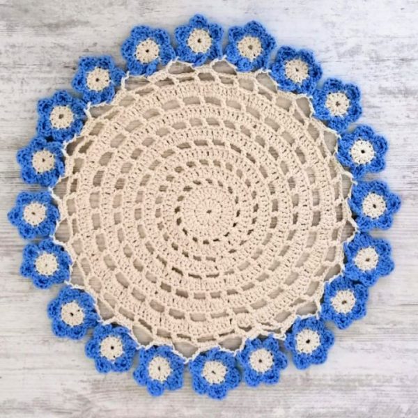 25 Free Crochet Tablecloth Patterns - Crochet Me