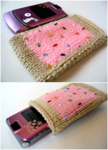 25 Free Crochet Phone Case Patterns | Crochet iPhone Cases